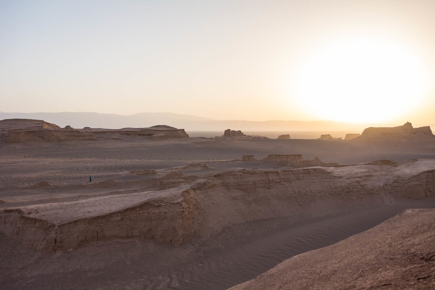Sunset And Sunrise Visit To The Kaluts In Iran - Lost With Purpose