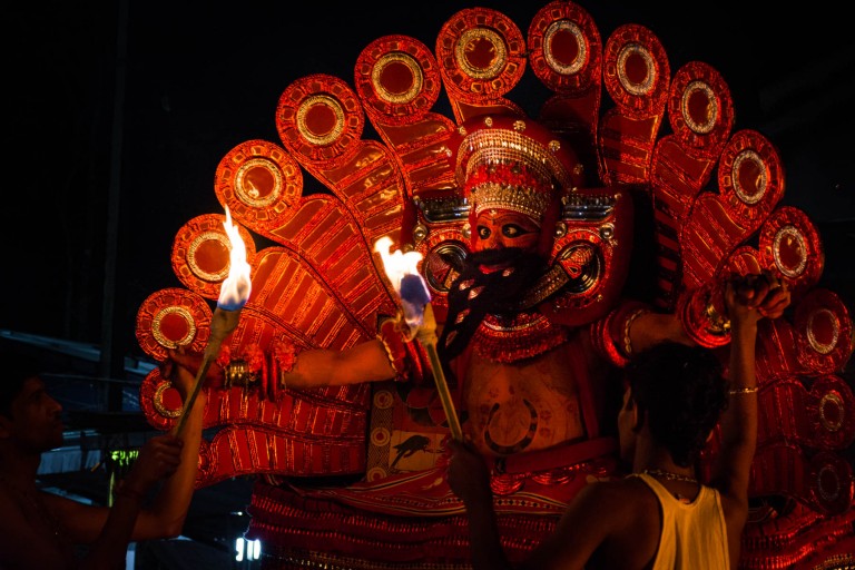 The Complete Guide To Theyyam In Kerala, India - Lost With Purpose