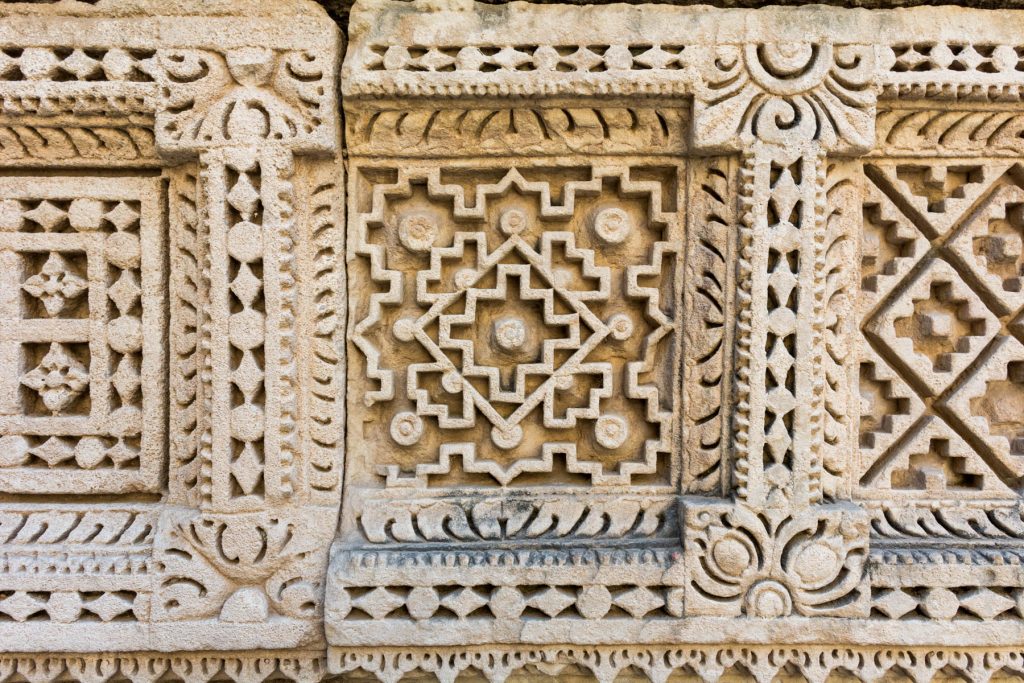 Patan Patola And The History Of The Cloth Of Kings - Lost With Purpose