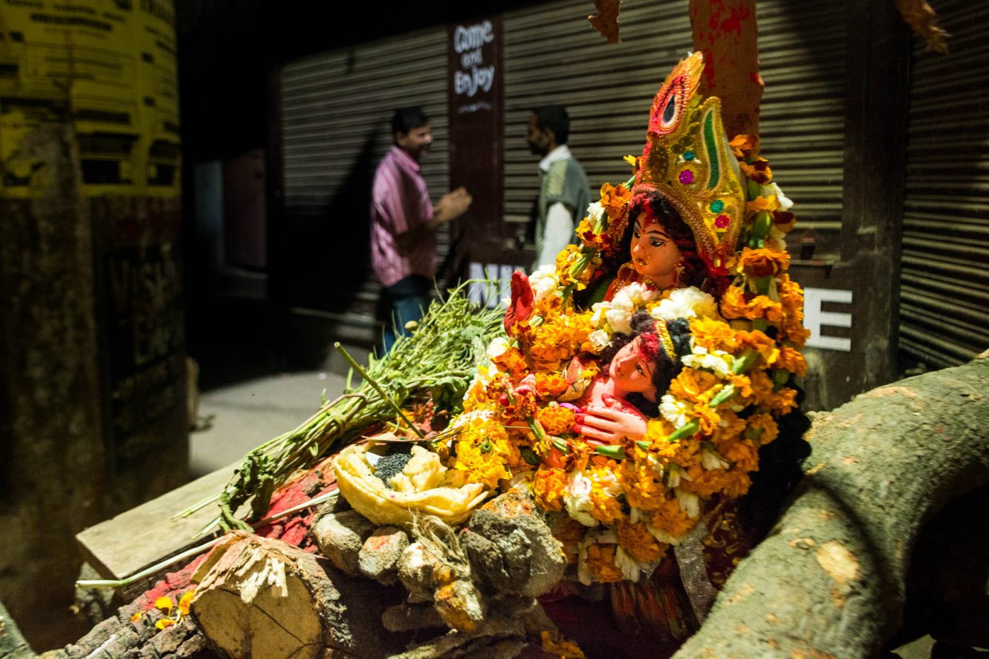 Complete Guide To Playing Holi In Varanasi - Lost With Purpose